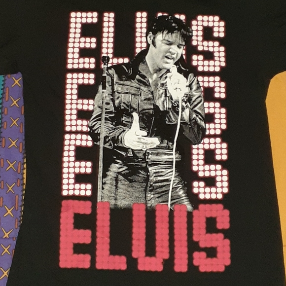 Elvis | Shirts | Elvis Presley Signature Series Shirt Tee | Poshmark